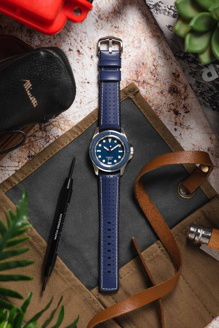 Hirsch Tiger Leather Performance Watch Strap | Blue – Watch Obsession