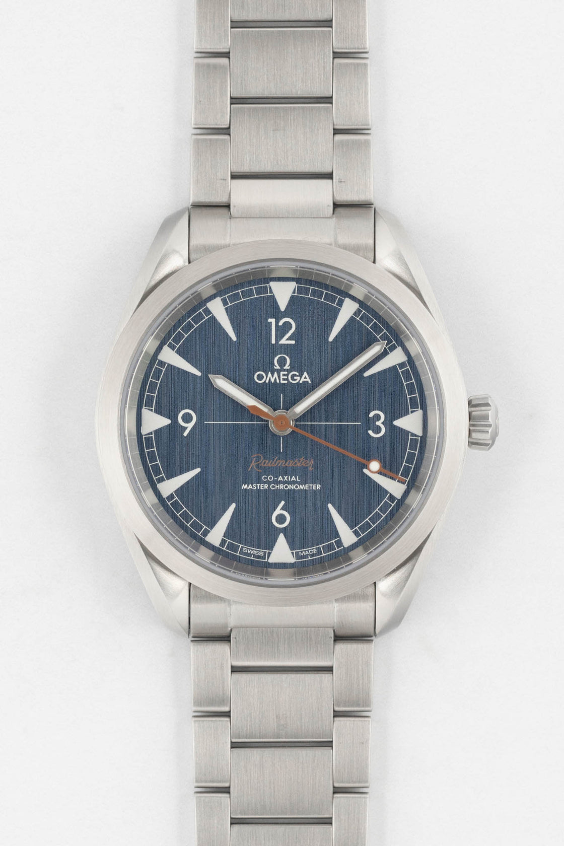 Used OMEGA Railmaster Blue Denim 40mm watch | 220.10.40.20.03.001 ...