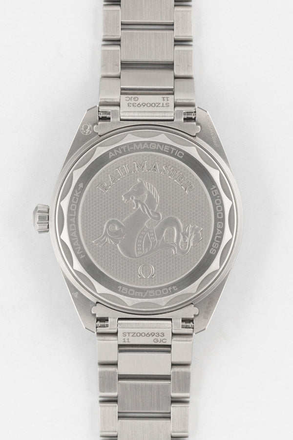 Used OMEGA Railmaster Blue Denim 40mm watch | 220.10.40.20.03.001 ...