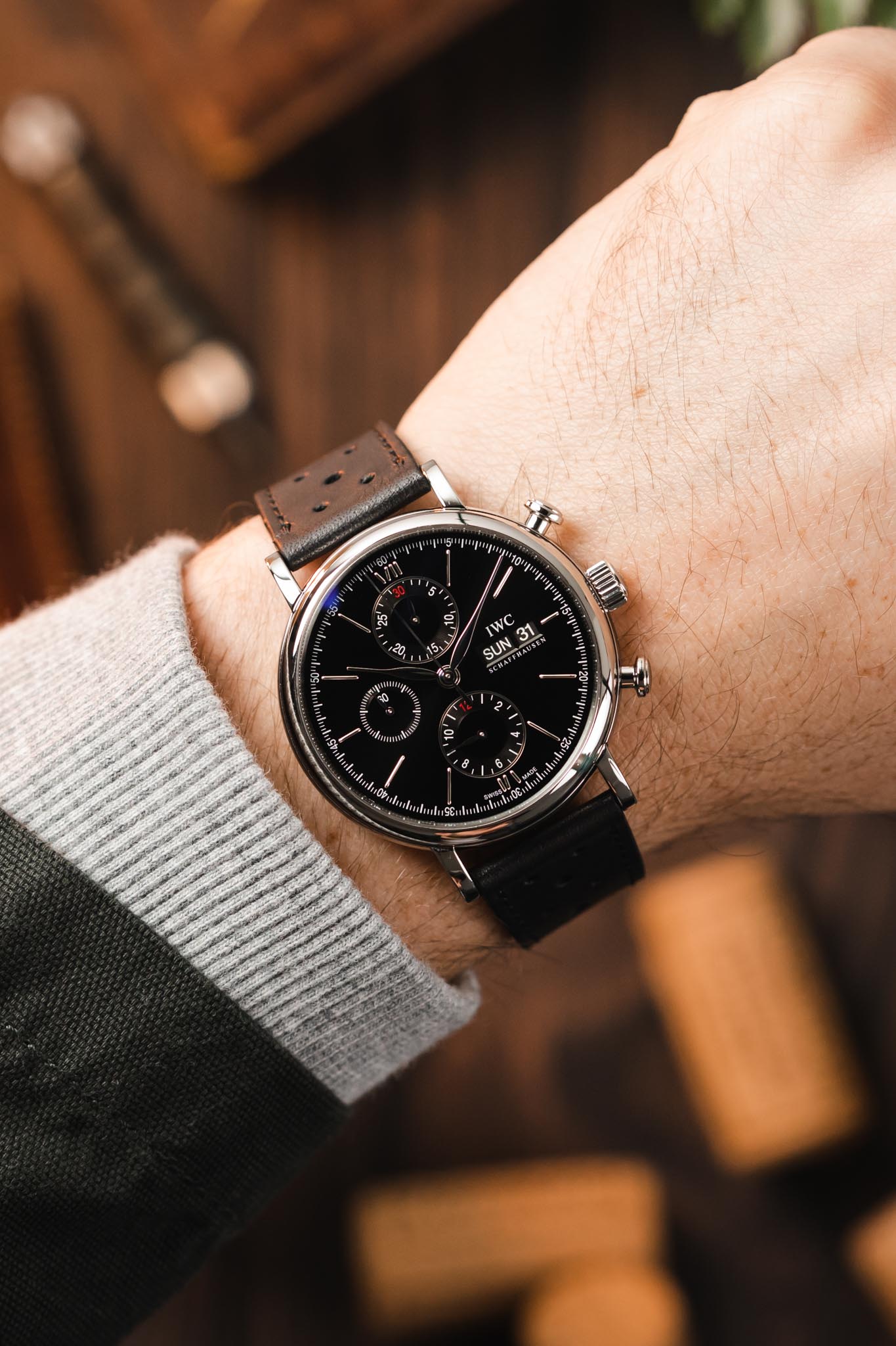 JPM Italian Vintage Leather Racing Watch Strap in BLACK