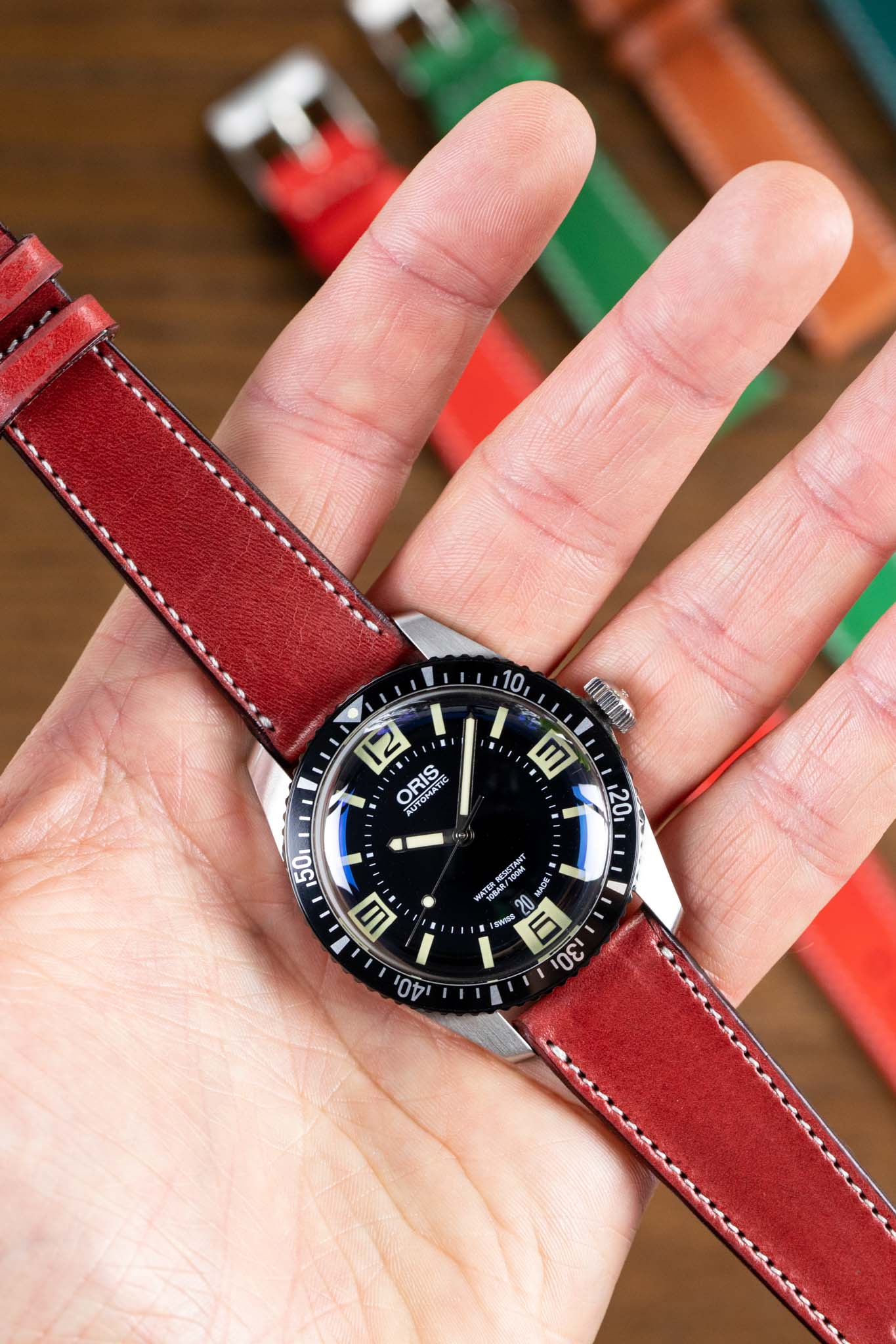 Pebro VIBRANT Genuine Leather Watch Strap in BURGUNDY