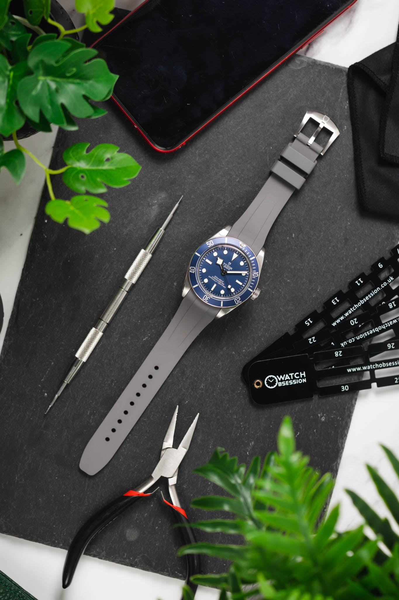 VANGUARD Curved Rubber Watch Strap for Tudor Black Bay '58 - GREY