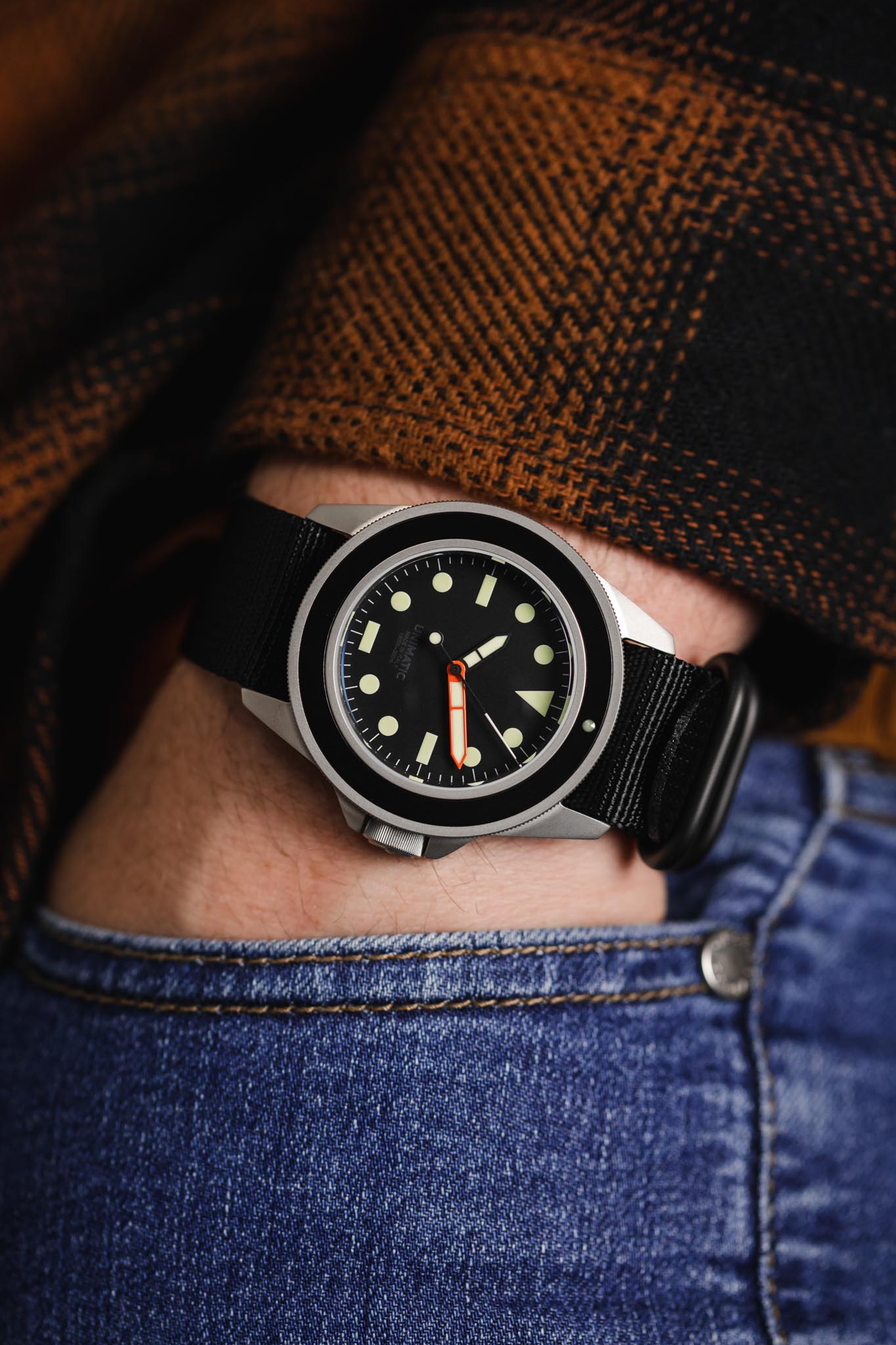 ZULU Nylon 3-Ring PVD Watch Strap in BLACK | WatchObsession